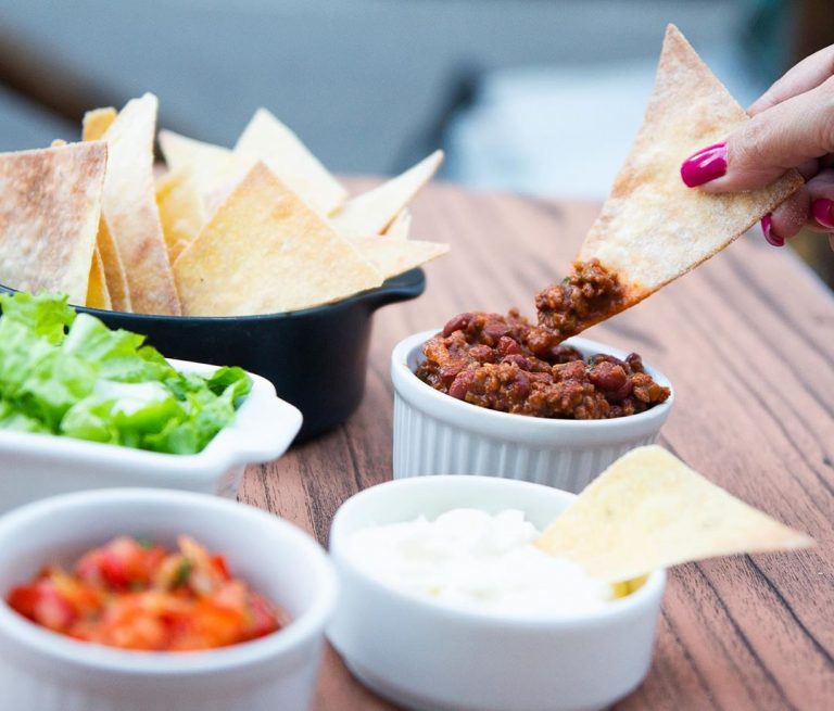 Take to Latina oferece cardápio que reúne diversos sabores latino ...